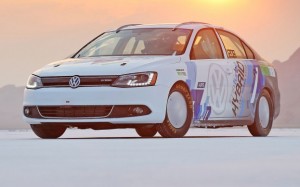 VW Jetta Hybrid sets the record for "world's fastest hybrid at " with ...