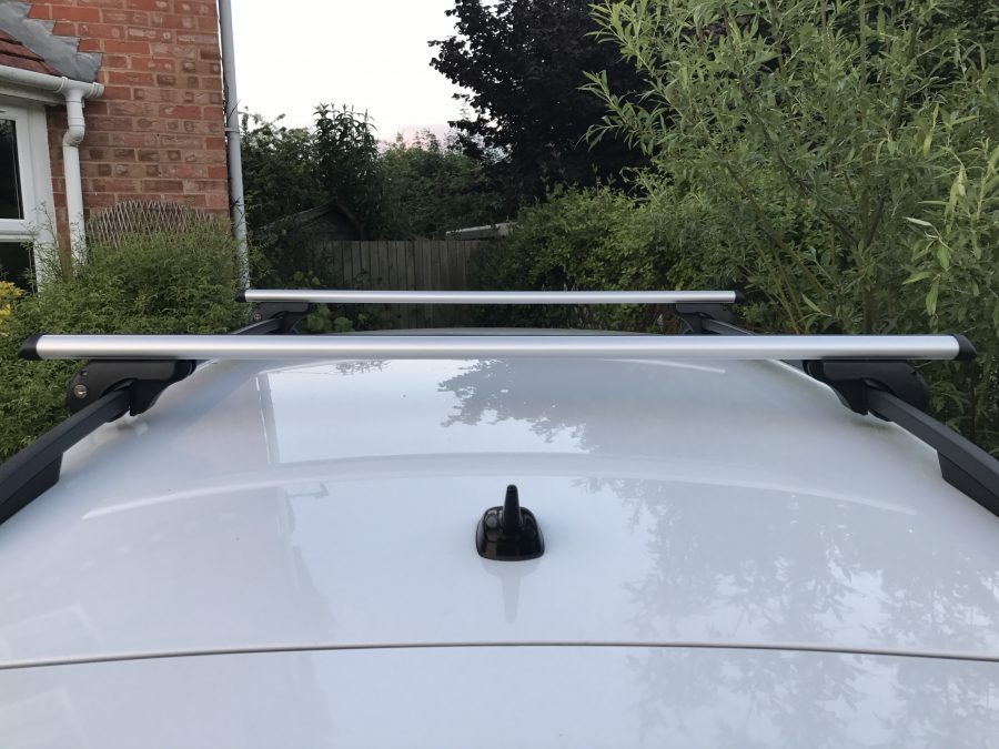XtremeAuto / Maypole / Universal Roof Bar Review - Skoda Octavia Estate ...