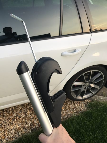 XtremeAuto / Maypole / Universal Roof Bar Review - Skoda Octavia Estate ...